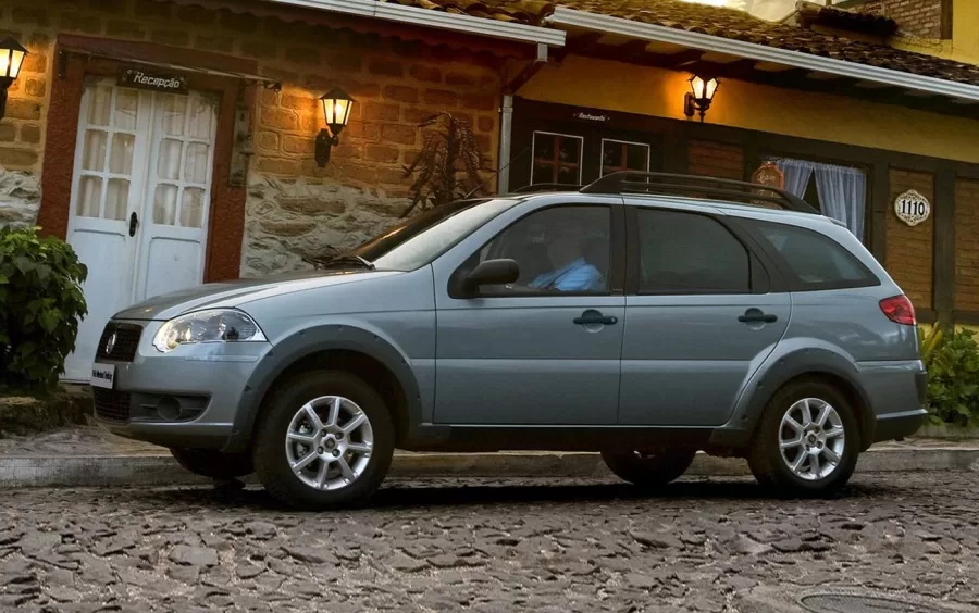 Fiat Palio Weekend 2011 Trekking 1.4 8V Flex Manual: ficha técnica ...